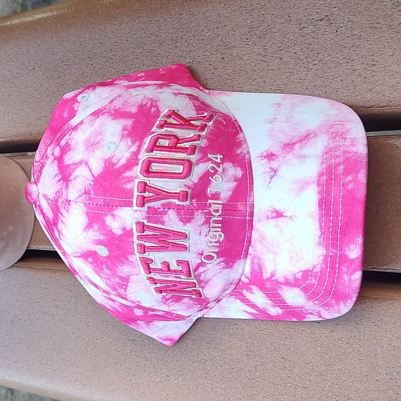 Robin Ruth | Accessories | Robin Ruth Original Tie Dye New York Cap Hat ...